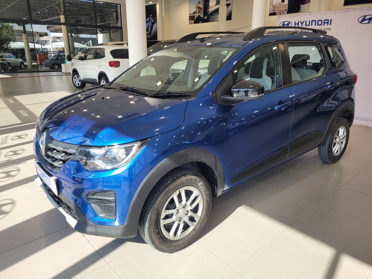 Renault Triber 1.0 Zen for sale in Gauteng - Johannesburg - Carfind.co ...