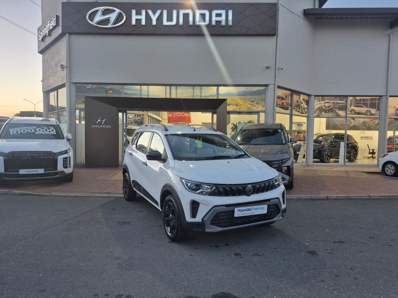 Renault Triber 1.0 Techno for sale in KZN - Durban - Carfind.co.za (ID ...