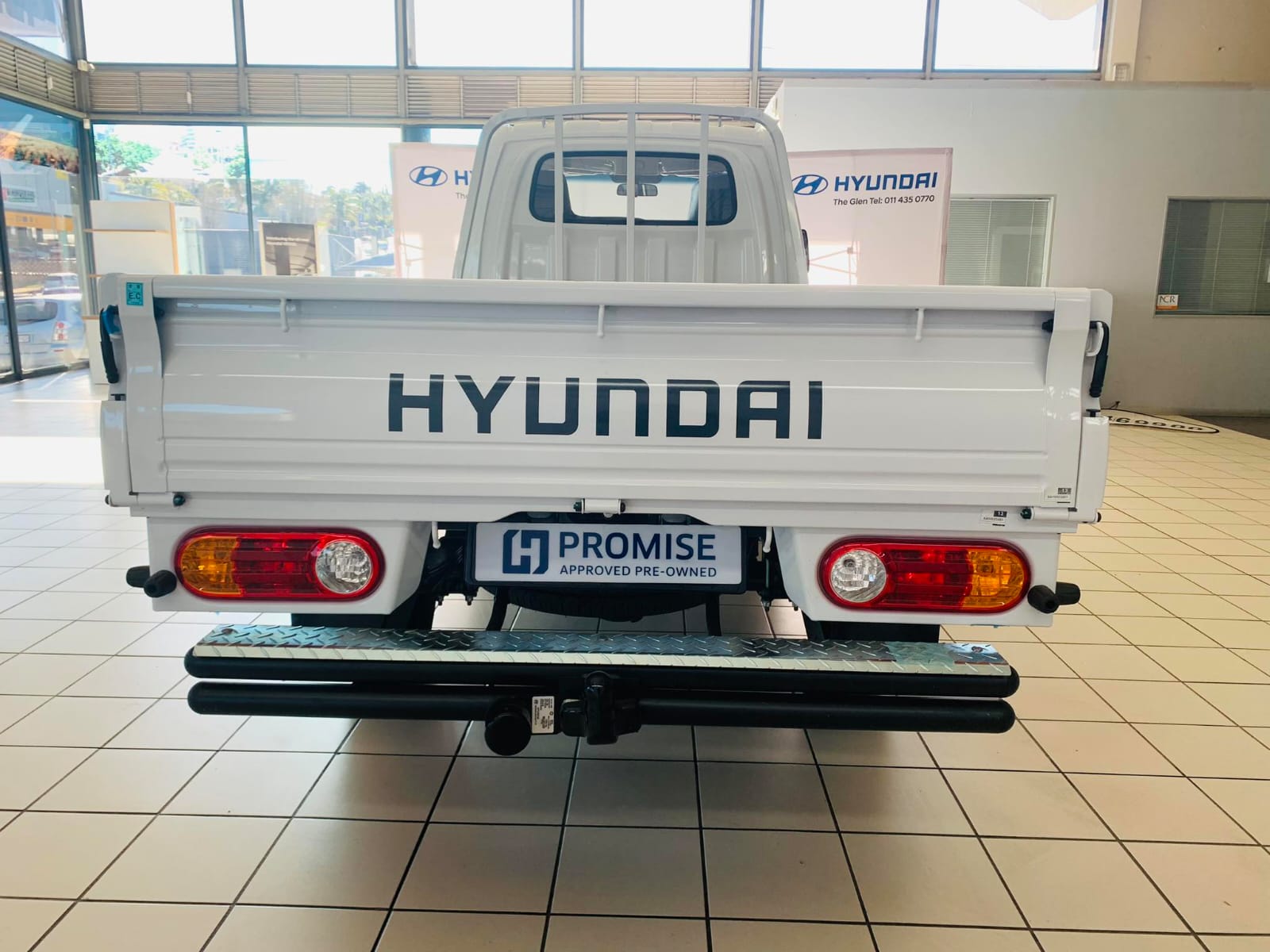Hyundai H100 2.6 D Euro II Dropside Aircon for sale - R 379 900 ...